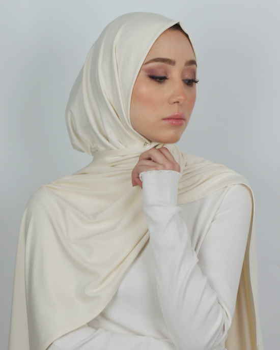 Crown Scarves - Châles, Hijabs & Accessoires